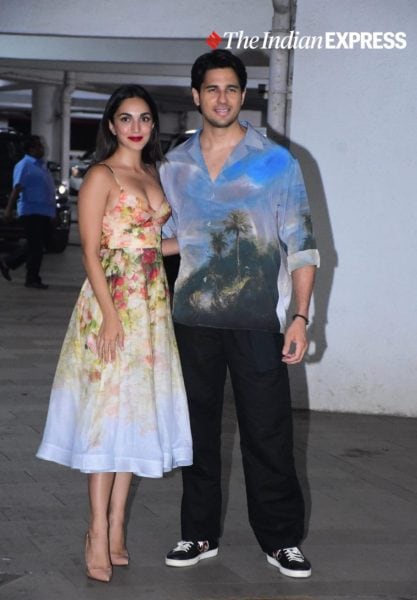 Kiara Advani Sidharth Malhotra Look ‘picture Perfect As They Hold