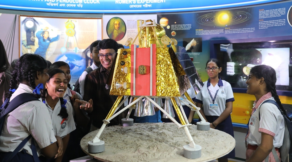 Chandrayaan-3: Mamata Banerjee praises ISRO scientists, says India now ...