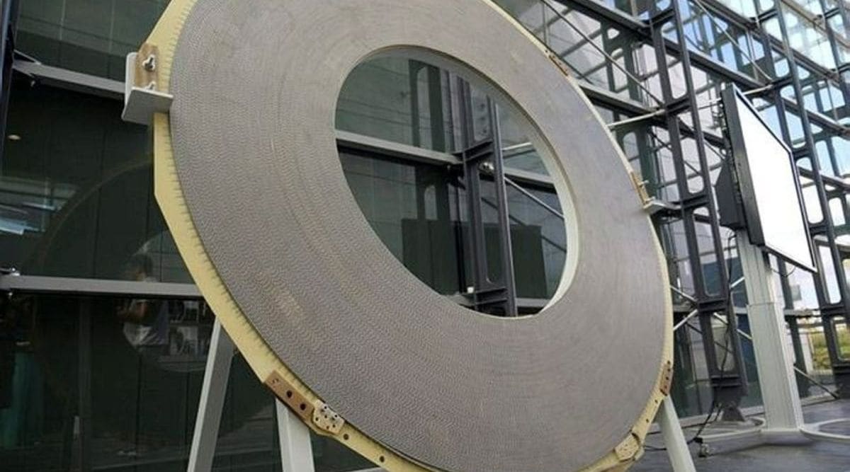 Superconductor claims spark investor frenzy, but scientists are ...