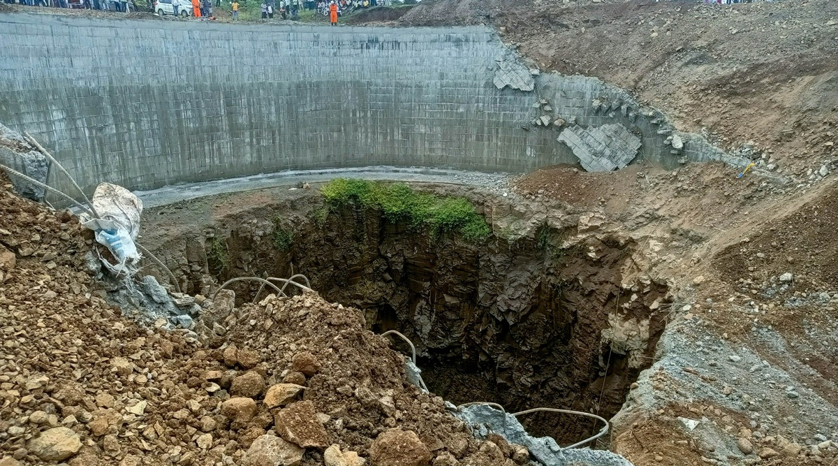 Search continues for second day: 4 labourers trapped in Indapur well ...