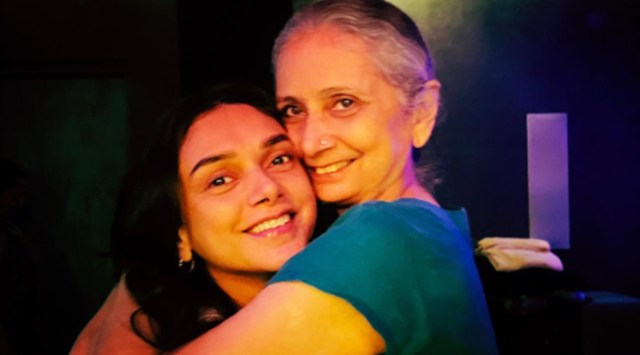 Aditi Rao Hydari credits her love for handloom to her ‘Amma’ | Fashion ...