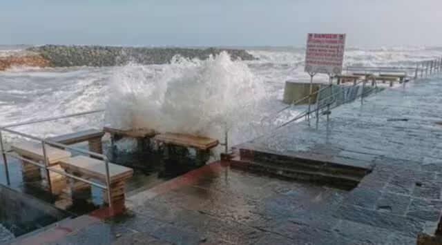 Economic loss due to Cyclone Biparjoy amounts to Rs 1,212.5 crore: MHA ...