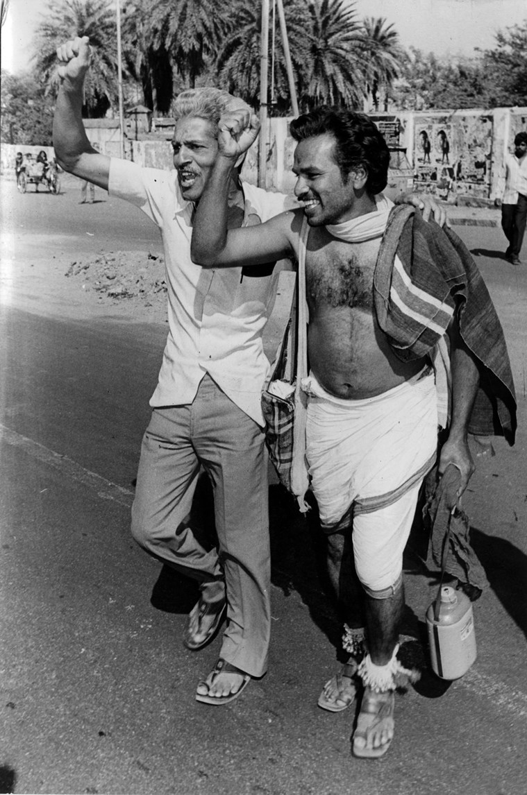 Balladeer, ‘people’s singer’, ex-Maoist ideologue: Telangana poet ...