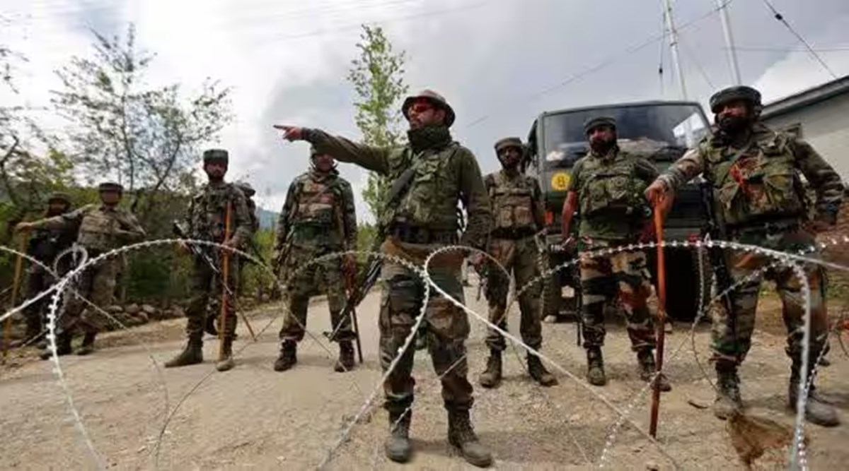 J&K: Infiltration attempt along LoC foiled; one militant killed | India ...