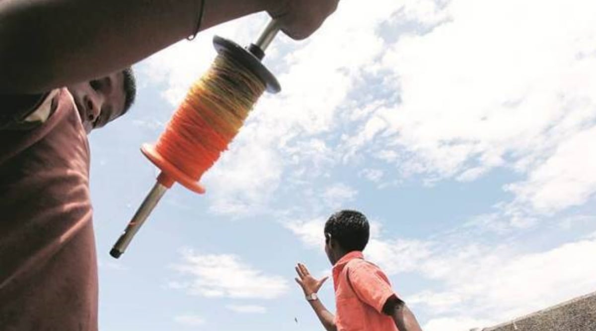 On way back from Red Fort on I-Day, cop injured as manjha slashes his ...