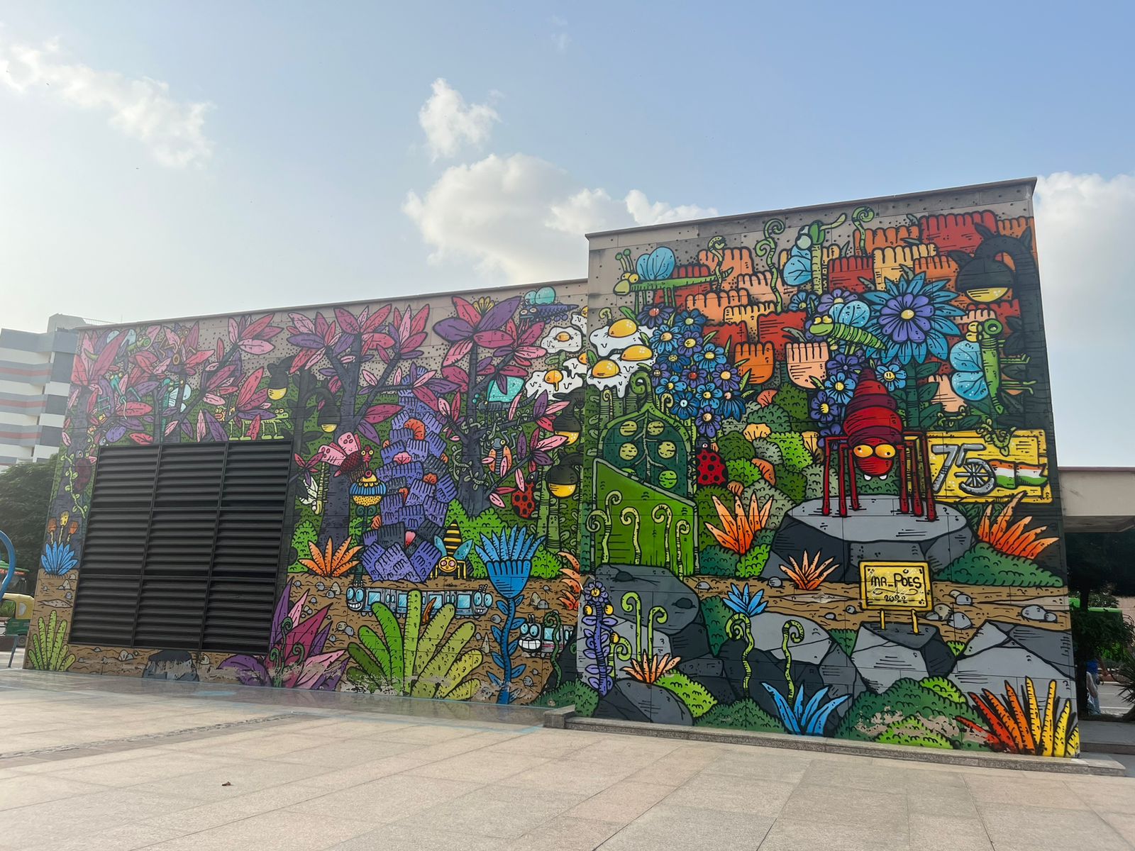 History, mythology, and dance forms come to life on Delhi walls ...