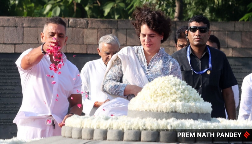 Watch | Rahul Gandhi pays tribute to father Rajiv on banks of Pangong ...