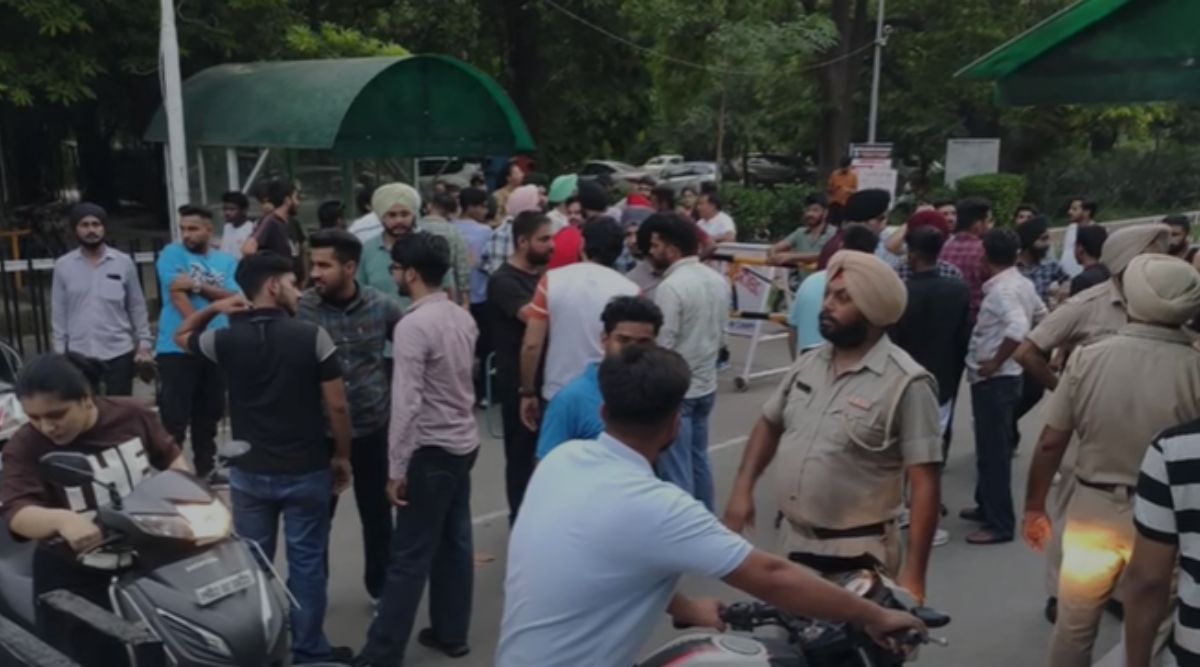 GNDU students go on protest after guard slaps a girl | Chandigarh News ...