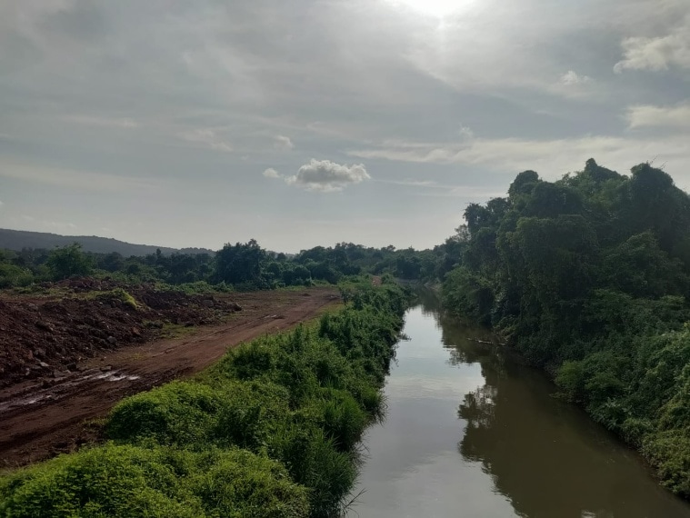 ‘People don’t even buy cigarettes anymore’: Maharashtra village on edge ...