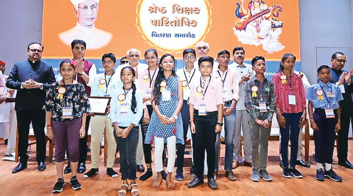 In a first, students receive awards on Teachers’ Day | Ahmedabad News ...