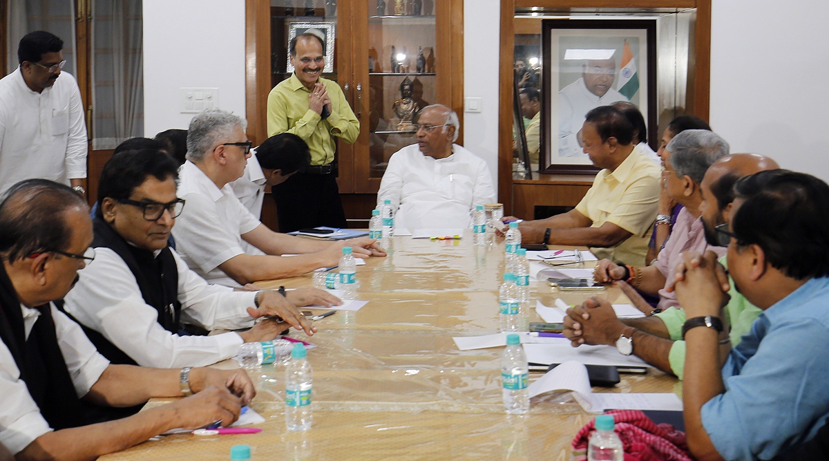 Govt yet to divulge Parliament special session agenda, Sonia set to ...