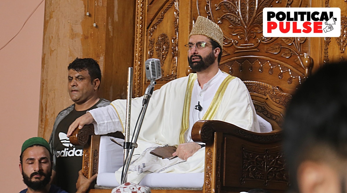 Let out after 4 yrs, Mirwaiz backs PM on ‘this is not an era of war ...