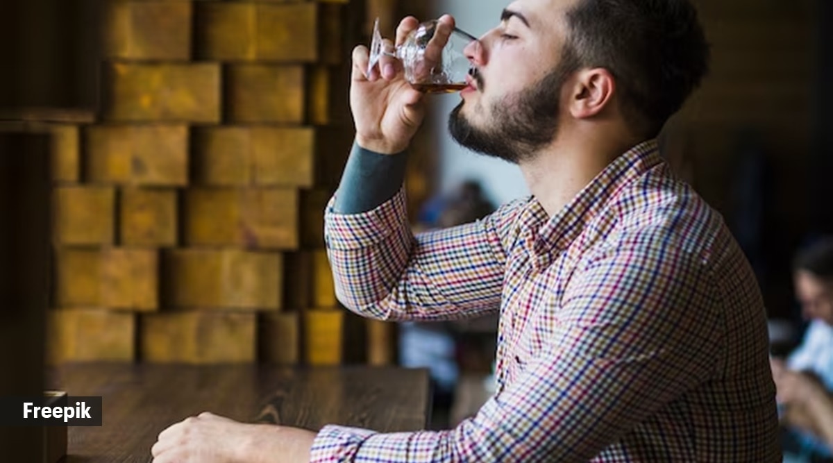 How binge drinking even once affects your fitness goals? Experts opine