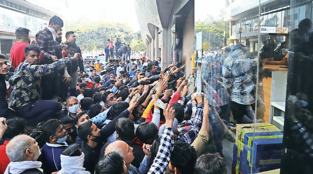 Only govt vends for now as Delhi excise policy is extended for 6 more ...