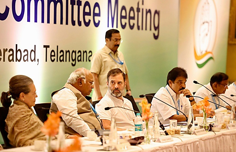 Unite and overthrow ‘dictatorial’ govt to save democracy: Mallikarjun ...