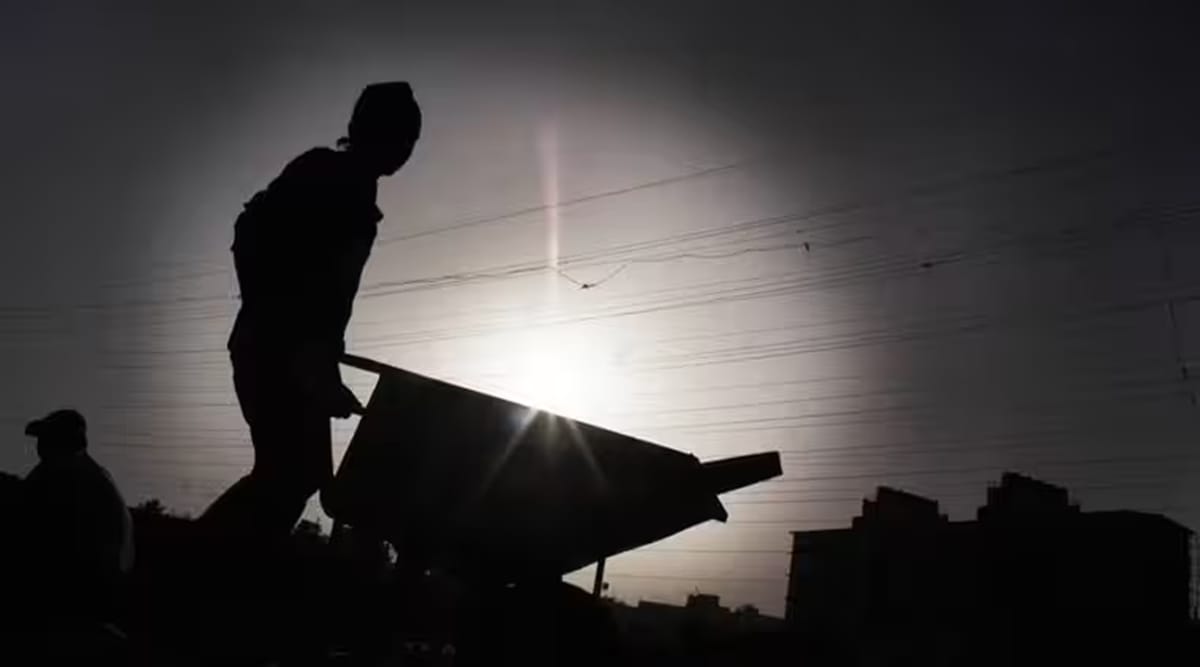 Govt job aspirants oppose labour department move on contractual hiring ...