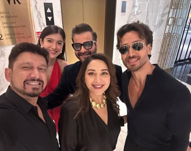 Ganapath special screening: Madhuri Dixit, Anupam Kher, Asha Bhosle ...