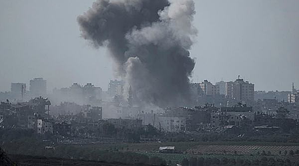 As Israel bombards Gaza, bakeries run out of bread, water runs low