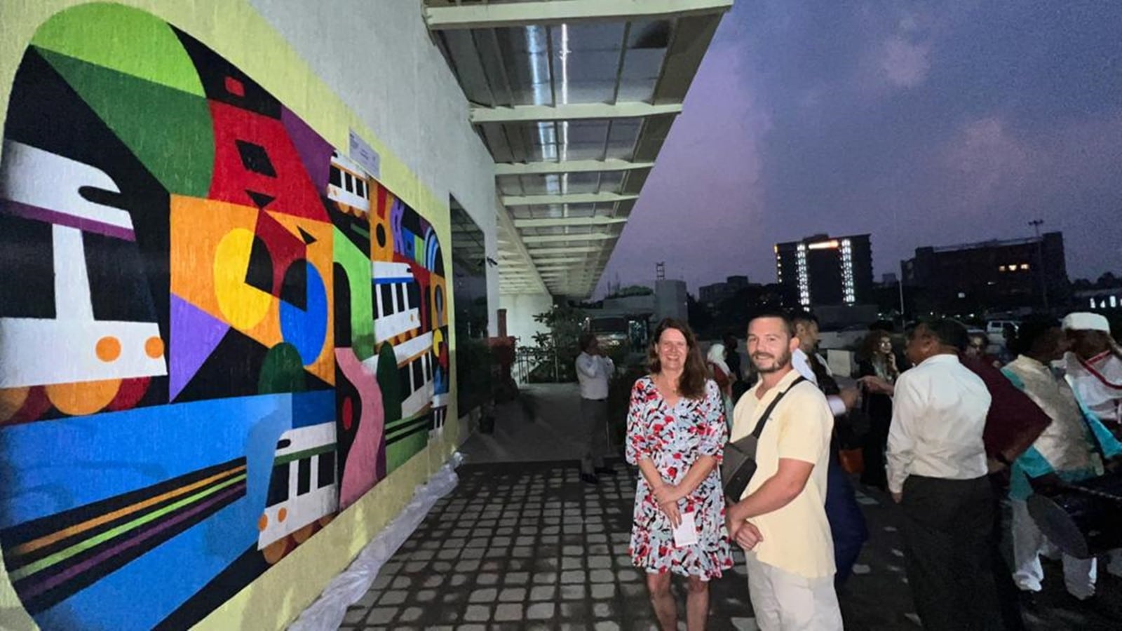 From Paris to Pune: Graffiti artist Super Bab’s abstract painting is ...