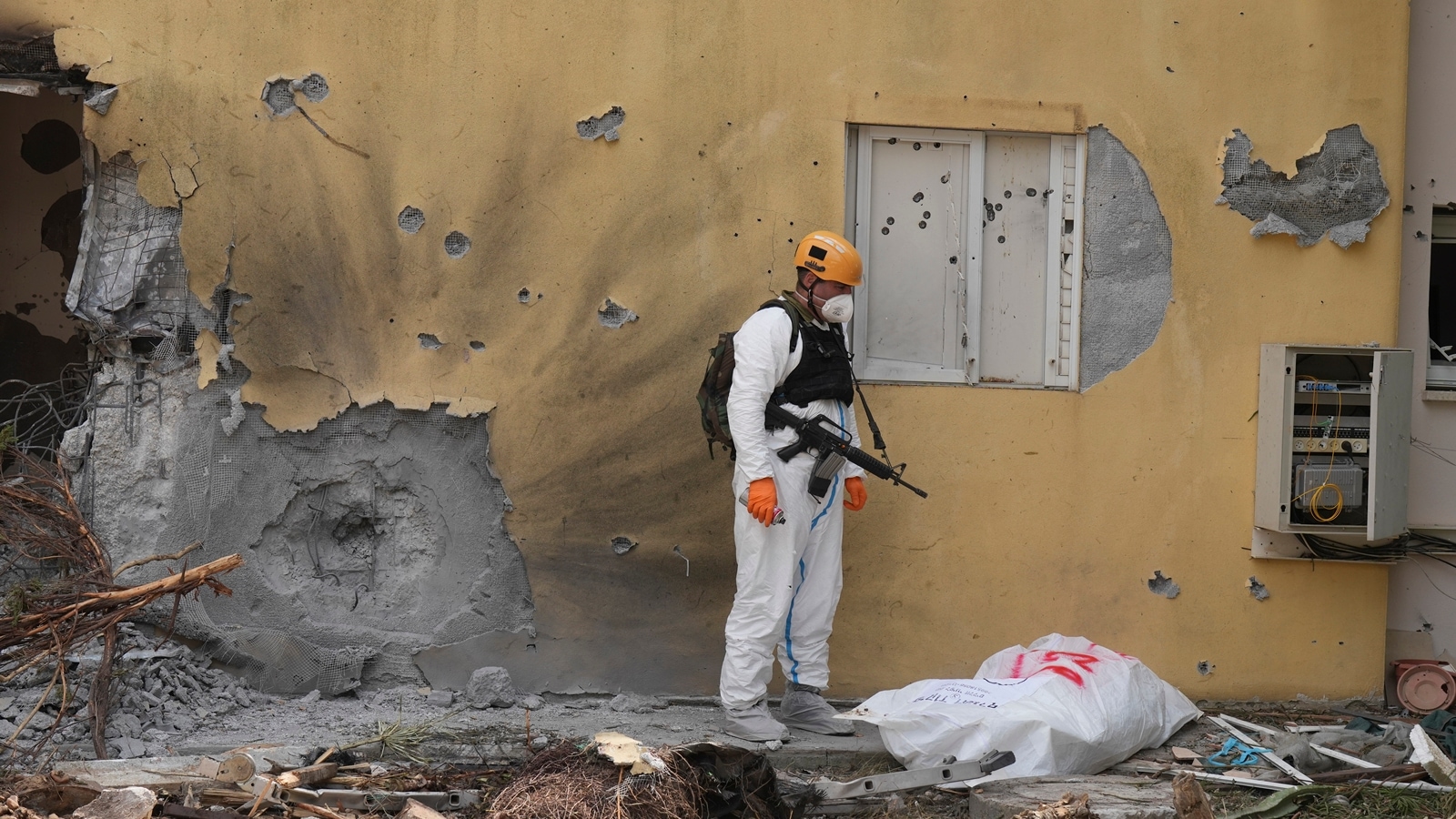 Israel-Hamas War Highlights: As Israeli military readies for ground ...