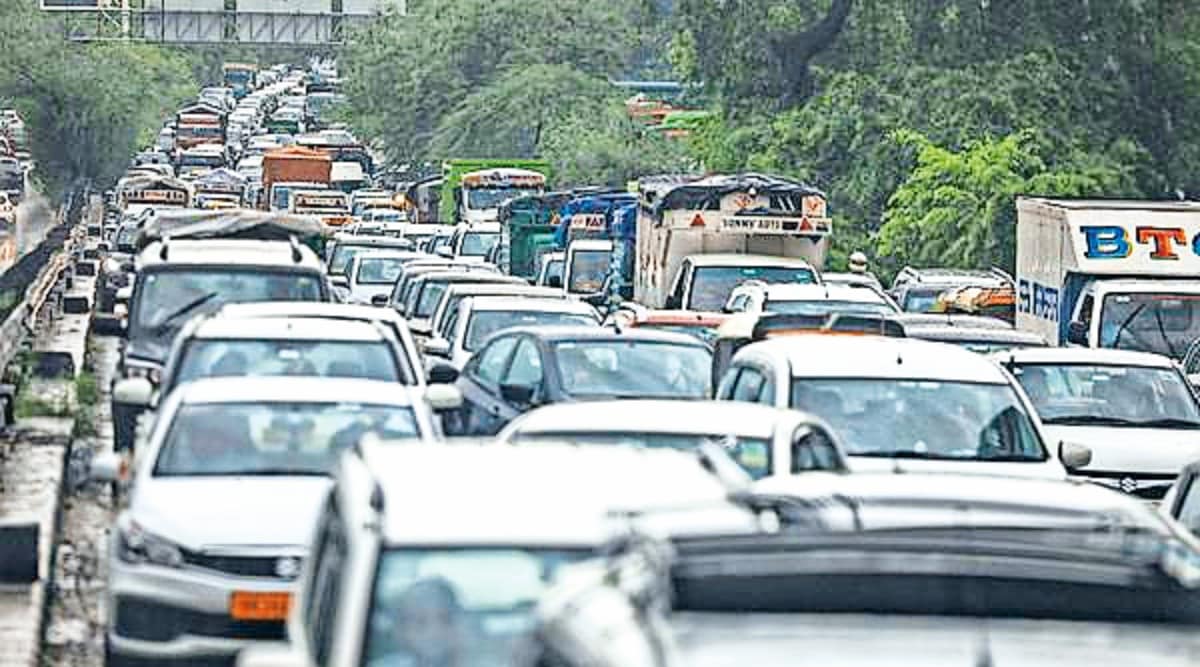 To rein in traffic congestion on Delhi roads, traffic police identifies ...