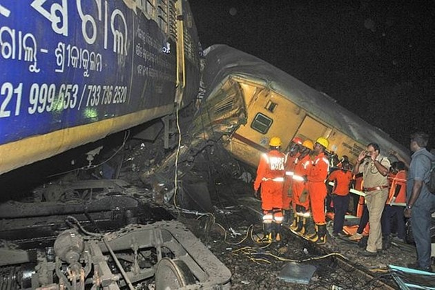 Passenger trains’ collision in Andhra leaves 14 dead, several injured ...