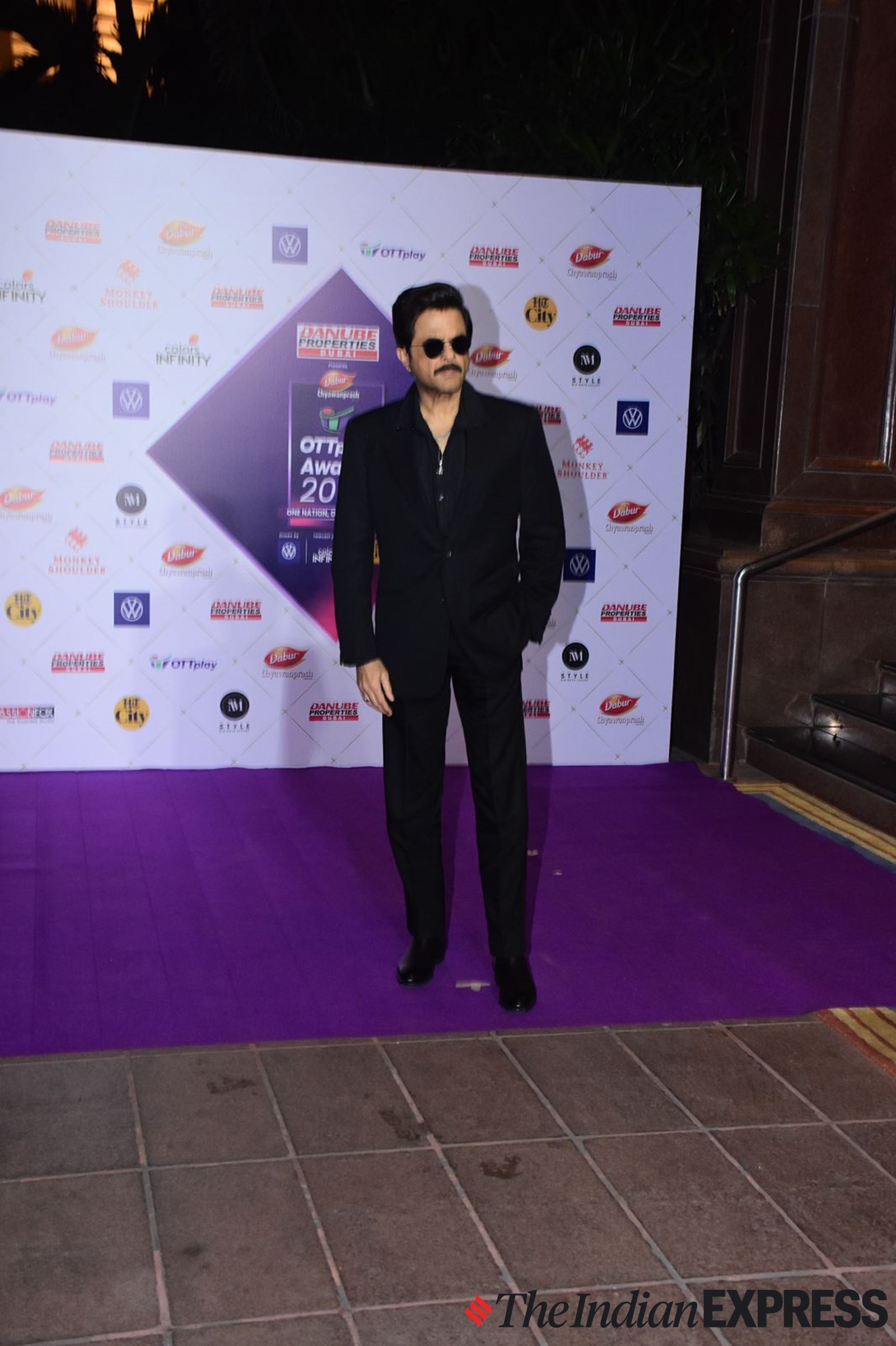 Anil Kapoor to Kajol, B-town celebs keep it chic at OTT Play Awards ...