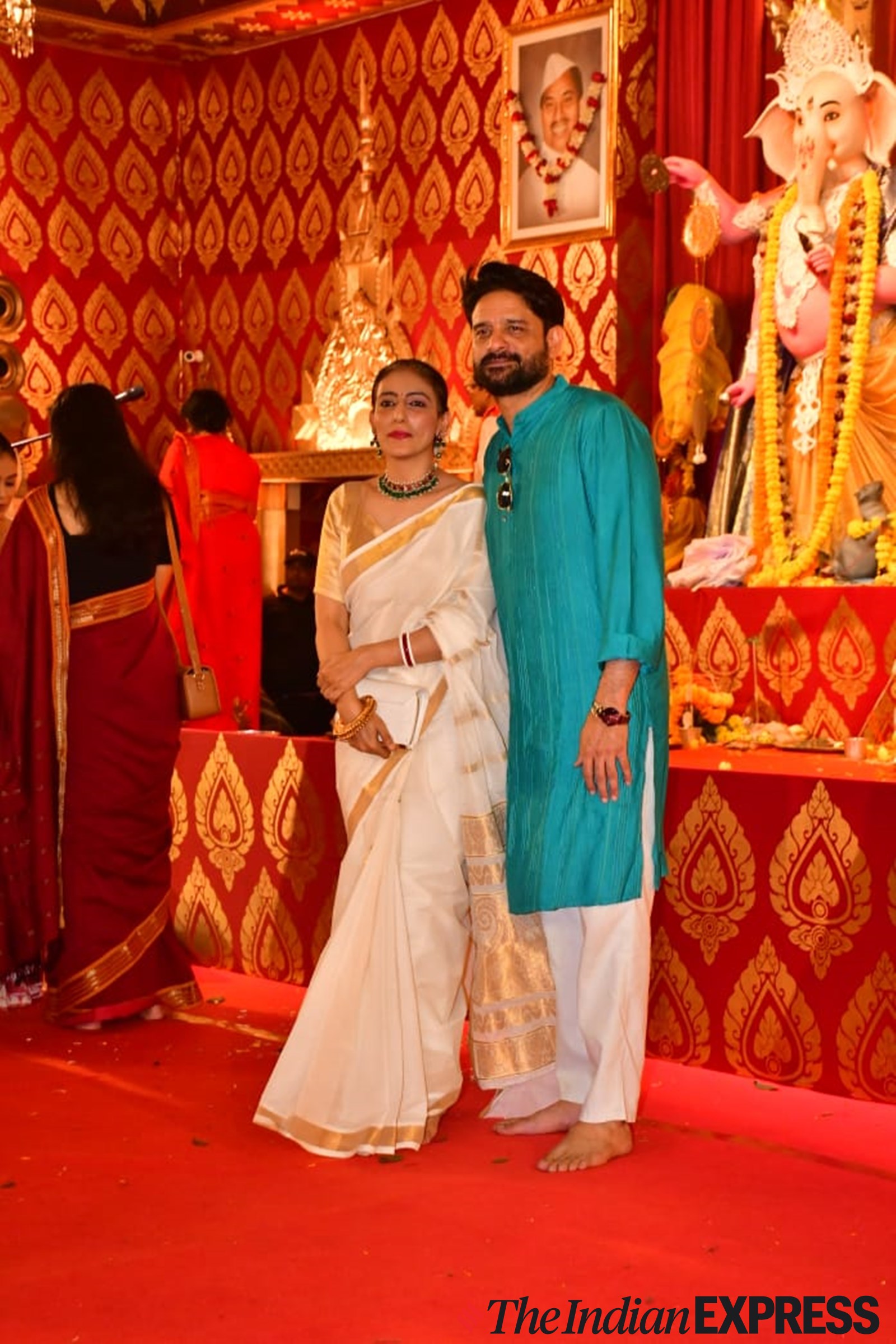 Durga Puja: From Rani Mukerji to Rupali Ganguly, celebs grace pandals ...