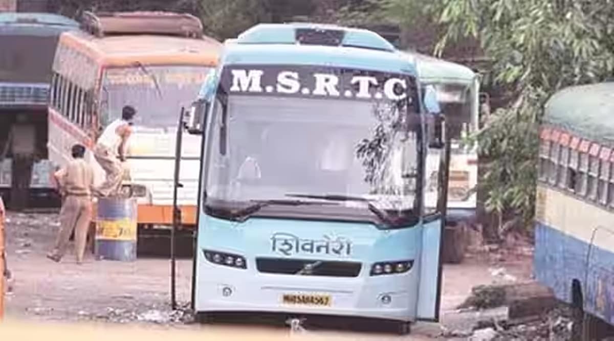 Pedestrian killed as MSRTC bus hits 3 after brake failure on Pune ...