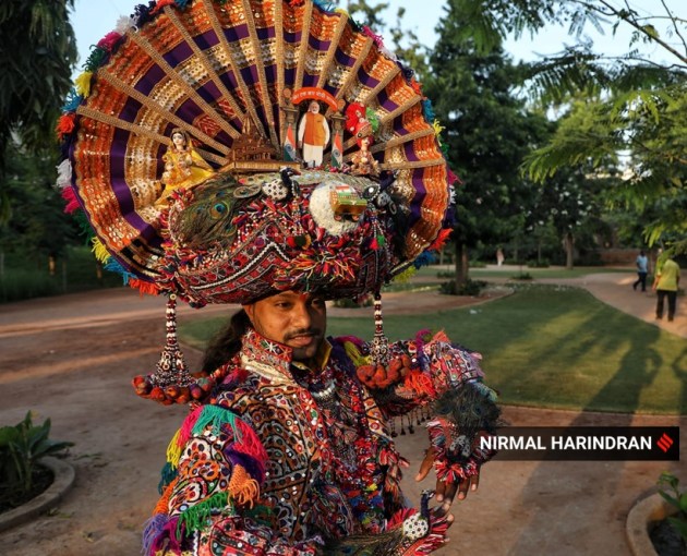 In pictures: Dancer-pagdi maker’s unique Chandrayaan 3, Ram Rajya ...