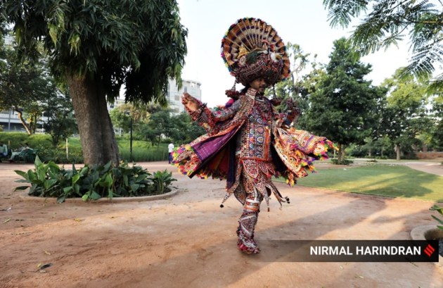 In pictures: Dancer-pagdi maker’s unique Chandrayaan 3, Ram Rajya ...