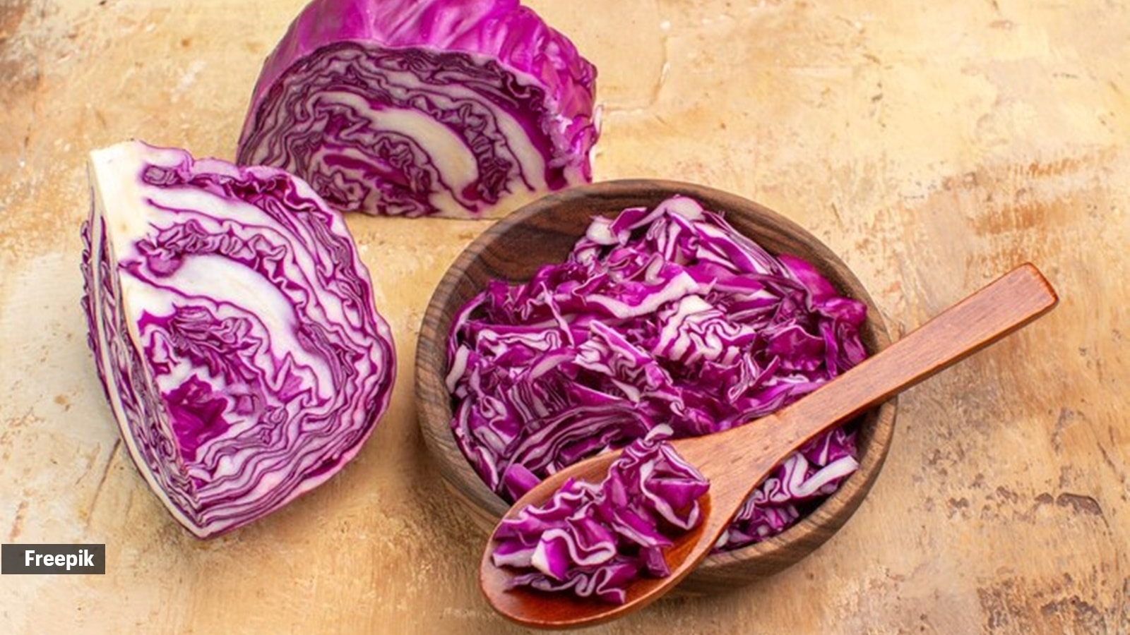 Purple cabbage is the healthier cousin of patta gobhi