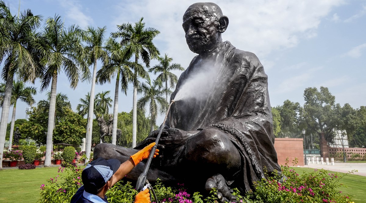 PM Modi leads ‘Swachhata hi Seva’ campaign on eve of Gandhi Jayanti ...