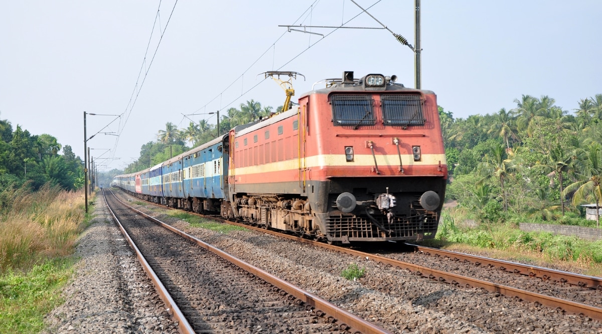 16-year-old girl ‘pushed’ before moving train in UP’s Bareilly, loses ...