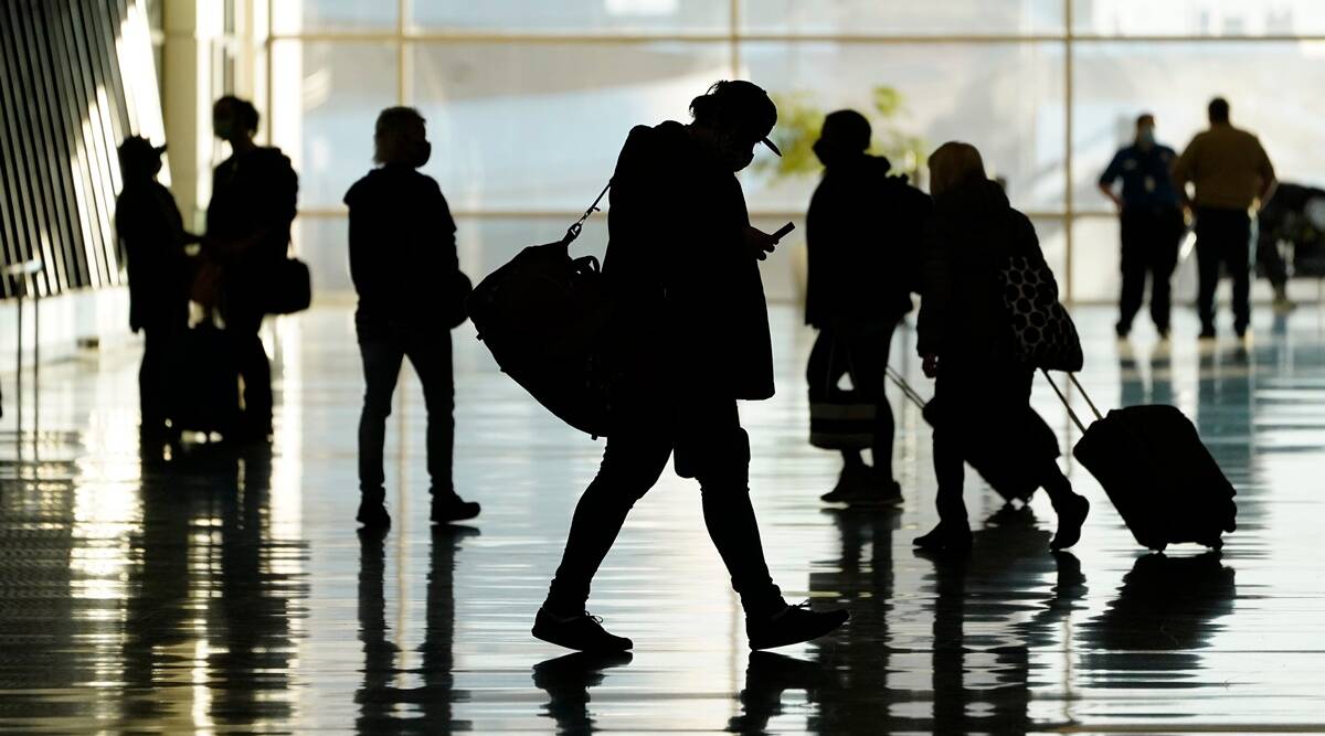 Over 38 lakh foreigners visited India in 7 months last year: MHA report ...