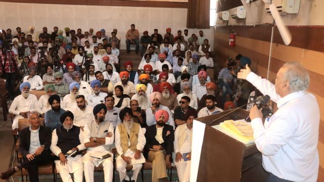 Water the glue that unites Punjab Opp as all speak same language ...