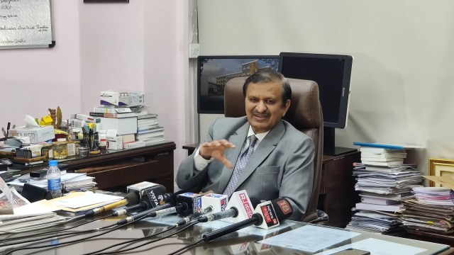 Air pollution, stress contributing to heart attacks, says Jayadeva ...