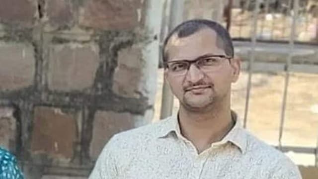 ‘Give him for 30 seconds’: Angry mob seeks justice for Karnataka ...