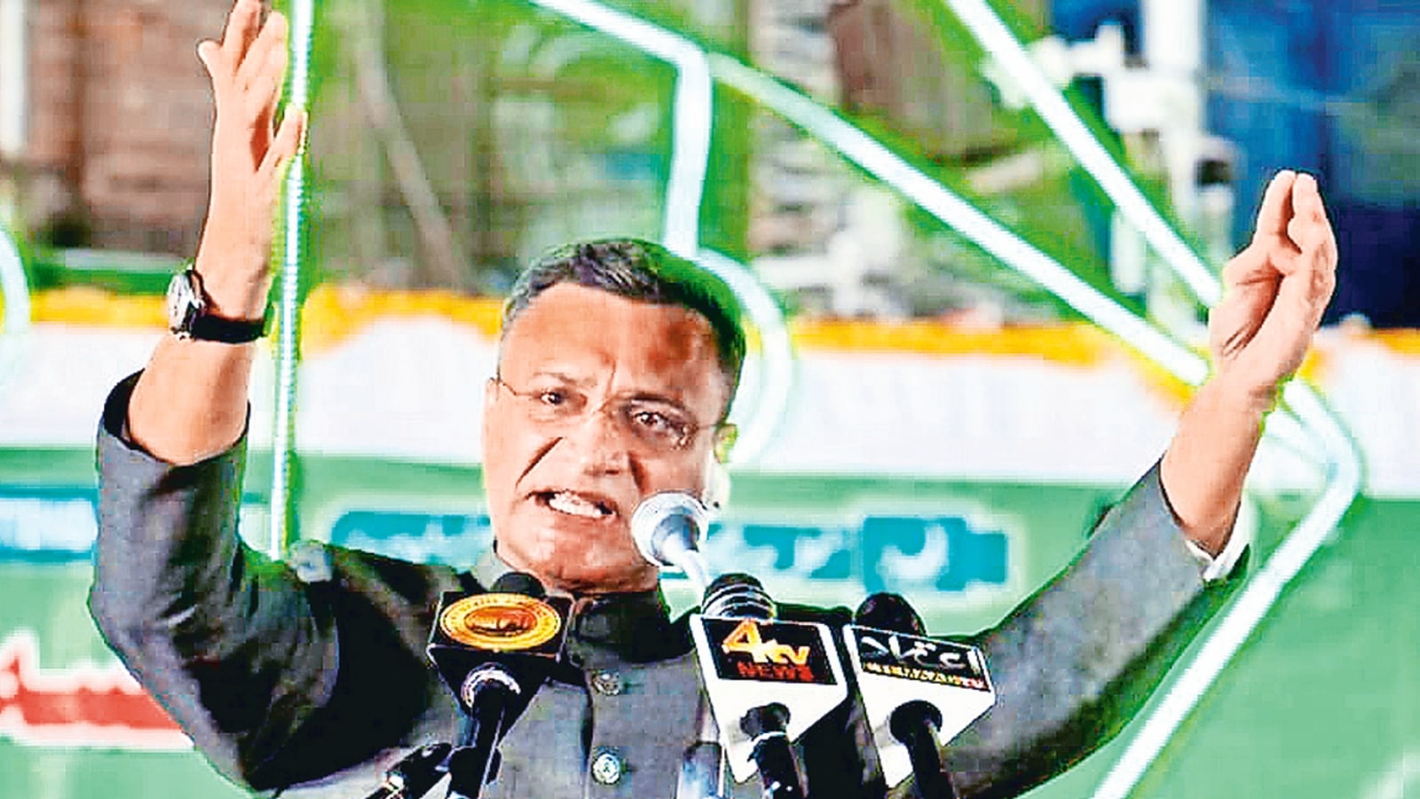 Akbaruddin booked for ‘threatening’ cop at Hyderabad rally | Elections ...