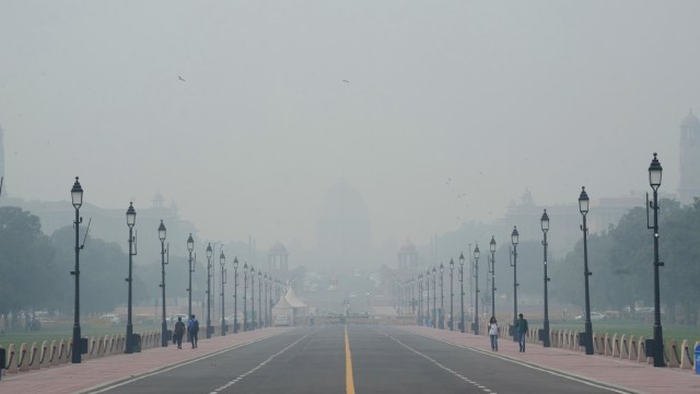 Delhi’s AQI slips into severe zone again | Delhi News - The Indian Express