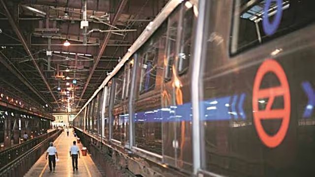 Now, leave your bag in a smart locker at a Delhi Metro station | Delhi ...