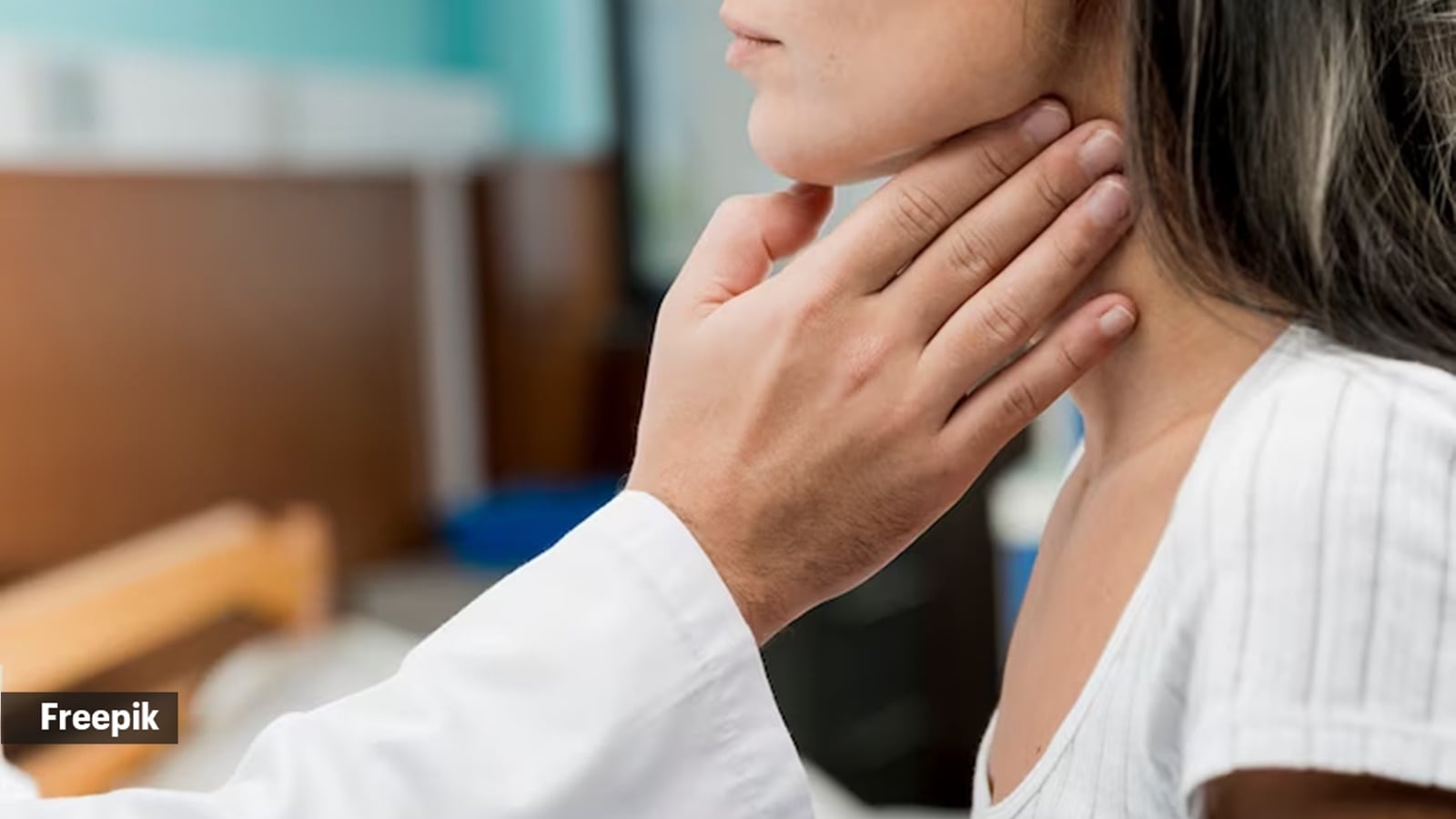 Is the application of iodine solution effective in treating cold or ...