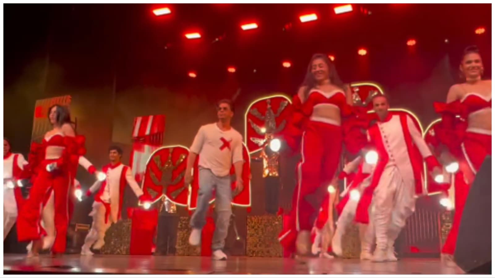 Shah Rukh Khan dances to Jawan and Pathaan’s tracks during meet-and ...