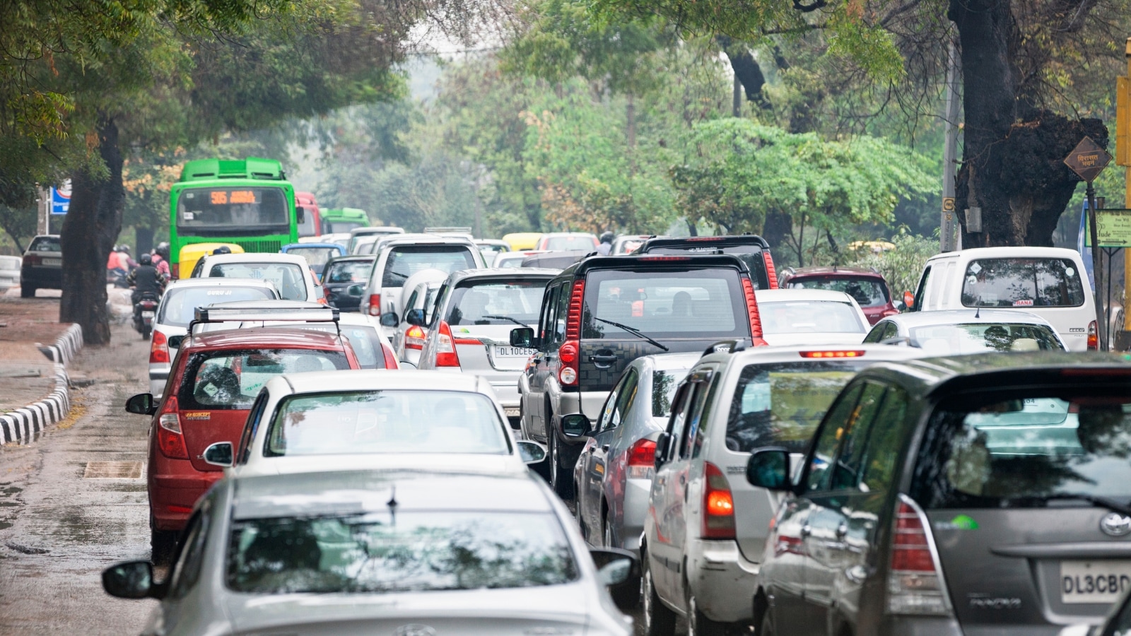 Enforce prohibition on slow-moving vehicles on expressways: Delhi High ...
