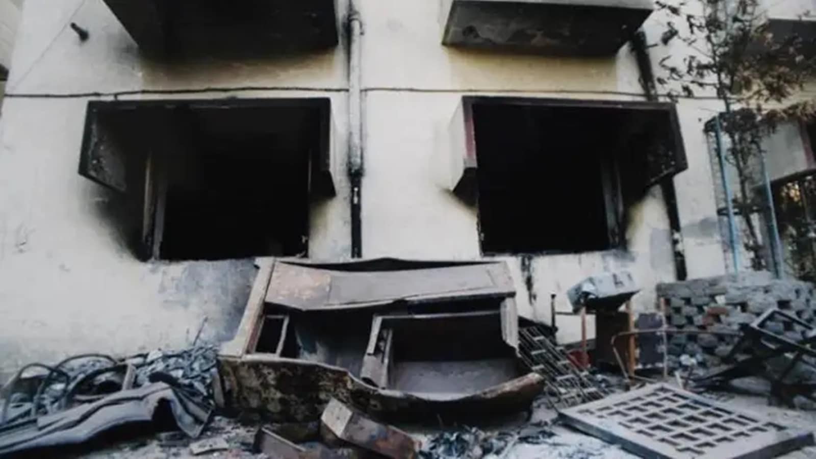 SIT withdraws security for 2002 Gujarat riots witnesses, retd judge ...