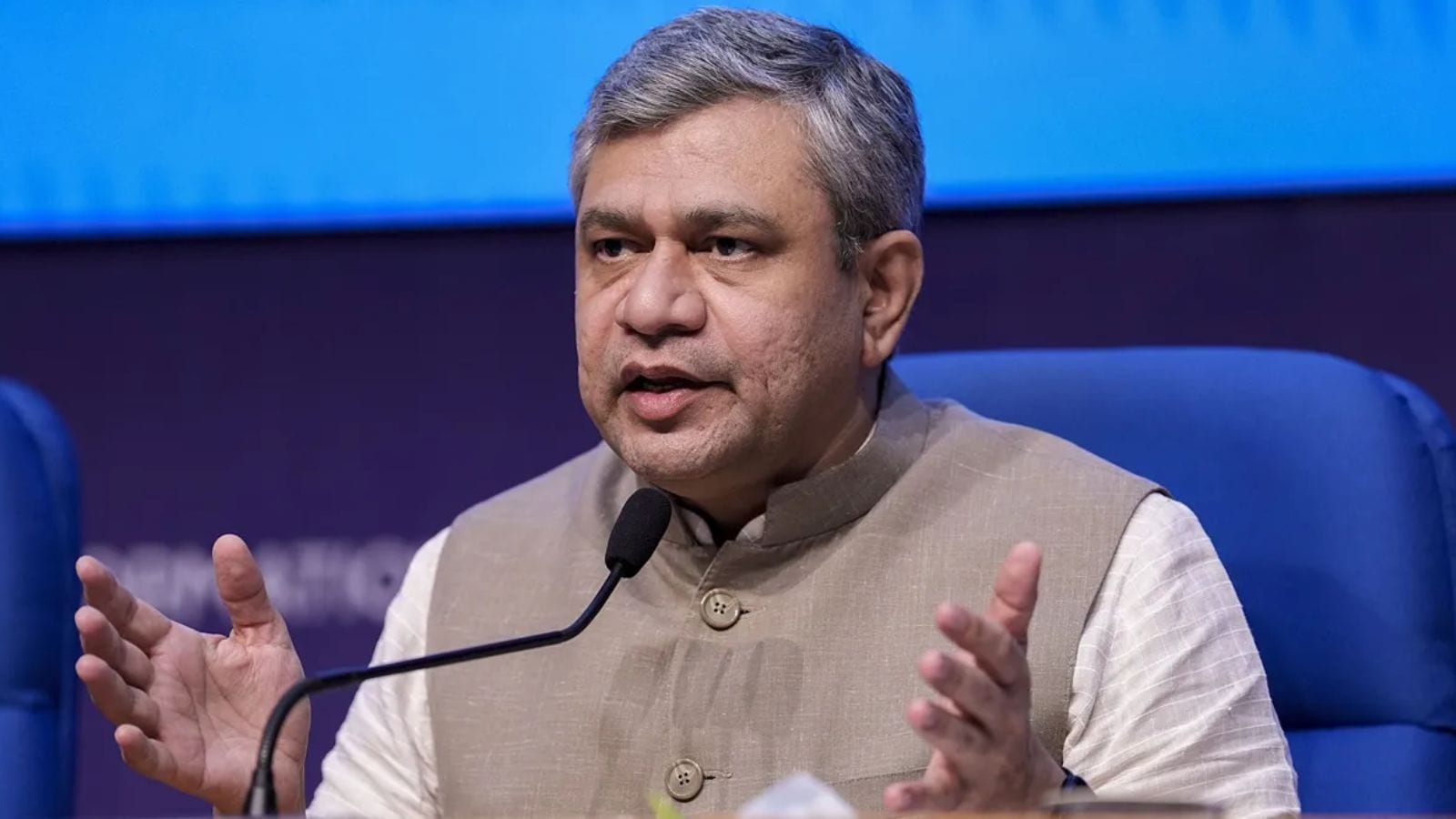 Same question, same words, flags Vaishnaw in LS; MP says shared ...