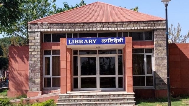 Awaiting revolution: This 18-year-old library in Bhagat Singh’s village ...