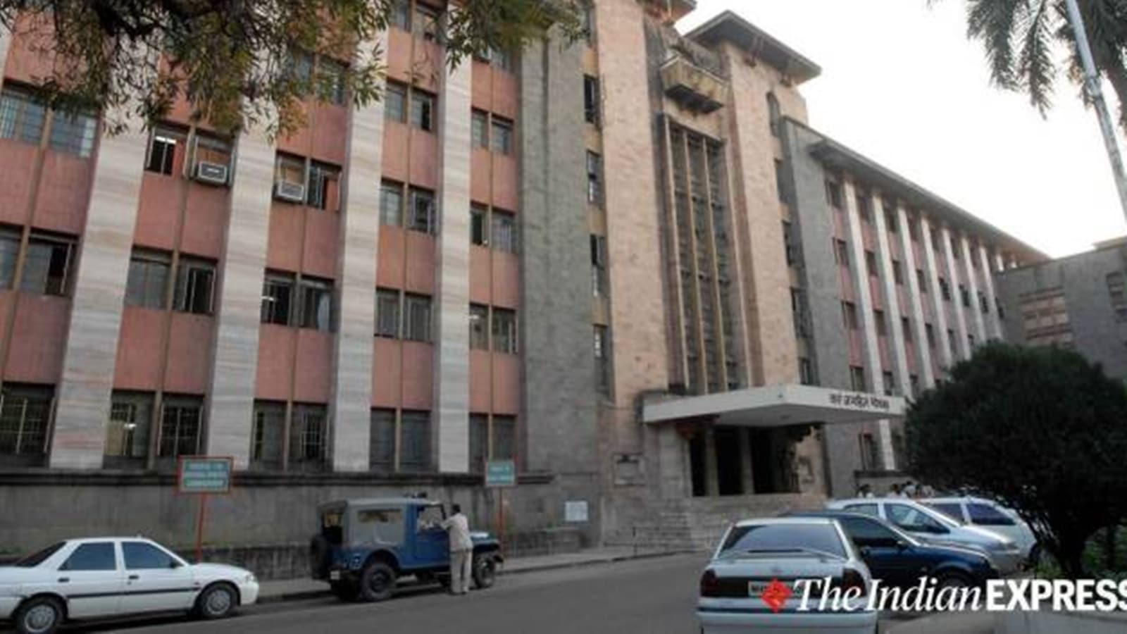 Construction of water tanks Hanuman tekdi: Citizens raise concern, PMC ...