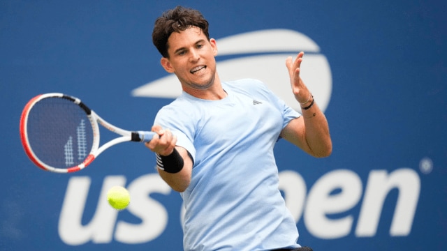 Snake slithers on court, Dominic Thiem’s Brisbane International ...