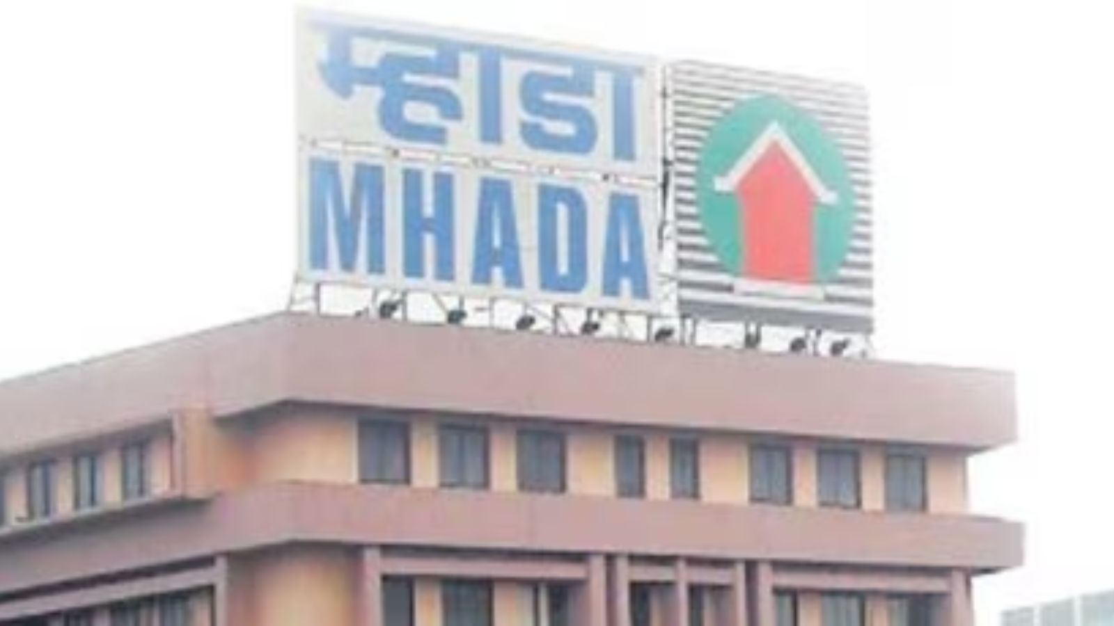 28 Mumbai home buyers cheated of Rs 40 cr: EOW arrests developer Jayesh ...